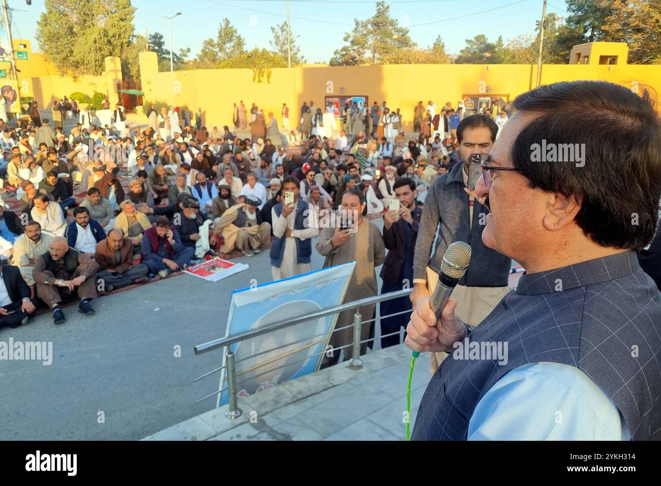 Chief pashtoon hi-res stock photography and images - Alamy