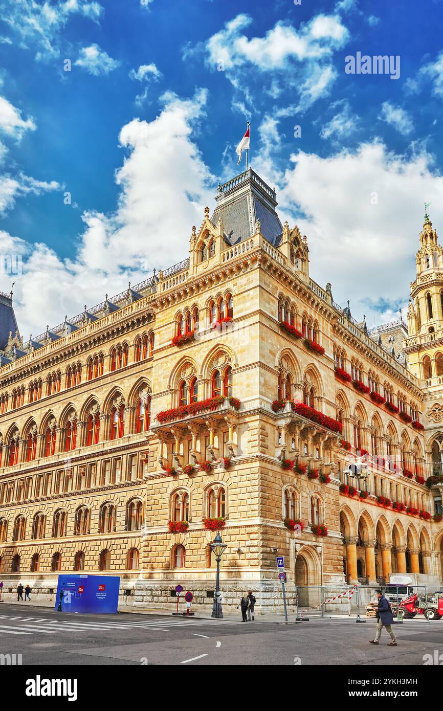 Vienna's Town Hall (Rathaus Stock Photo - Alamy