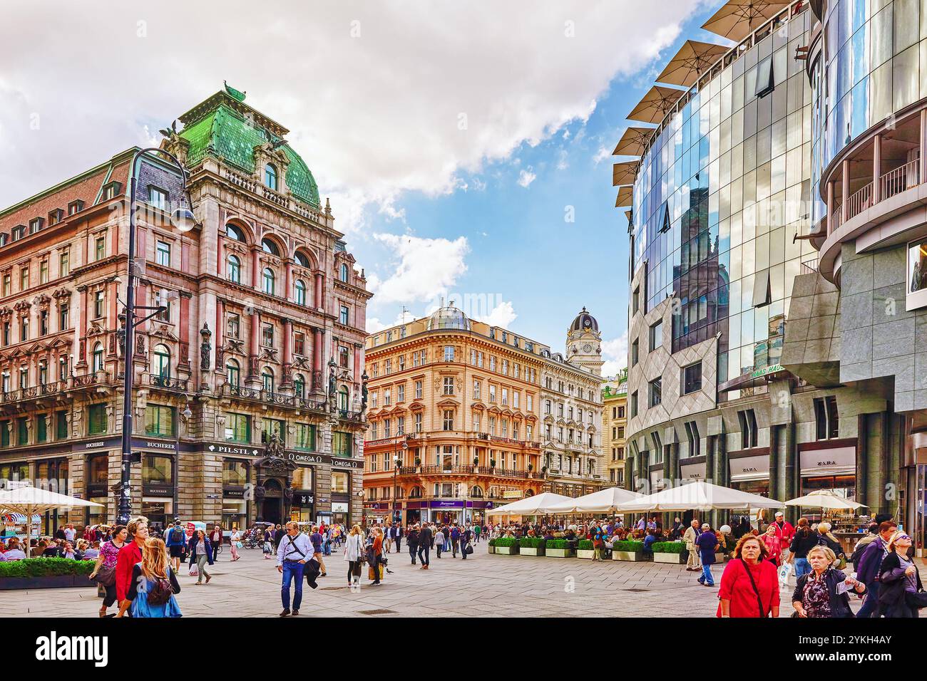 Cityscape views of one of Europe's most beautiful town- Vienna Stock ...