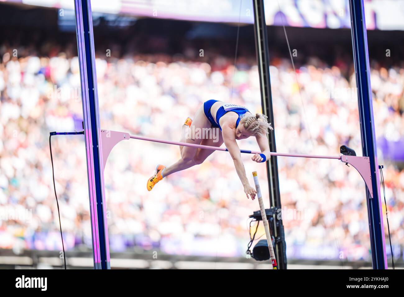 Wilma Murto participating in the pole vault at the Paris 2024 Olympic ...