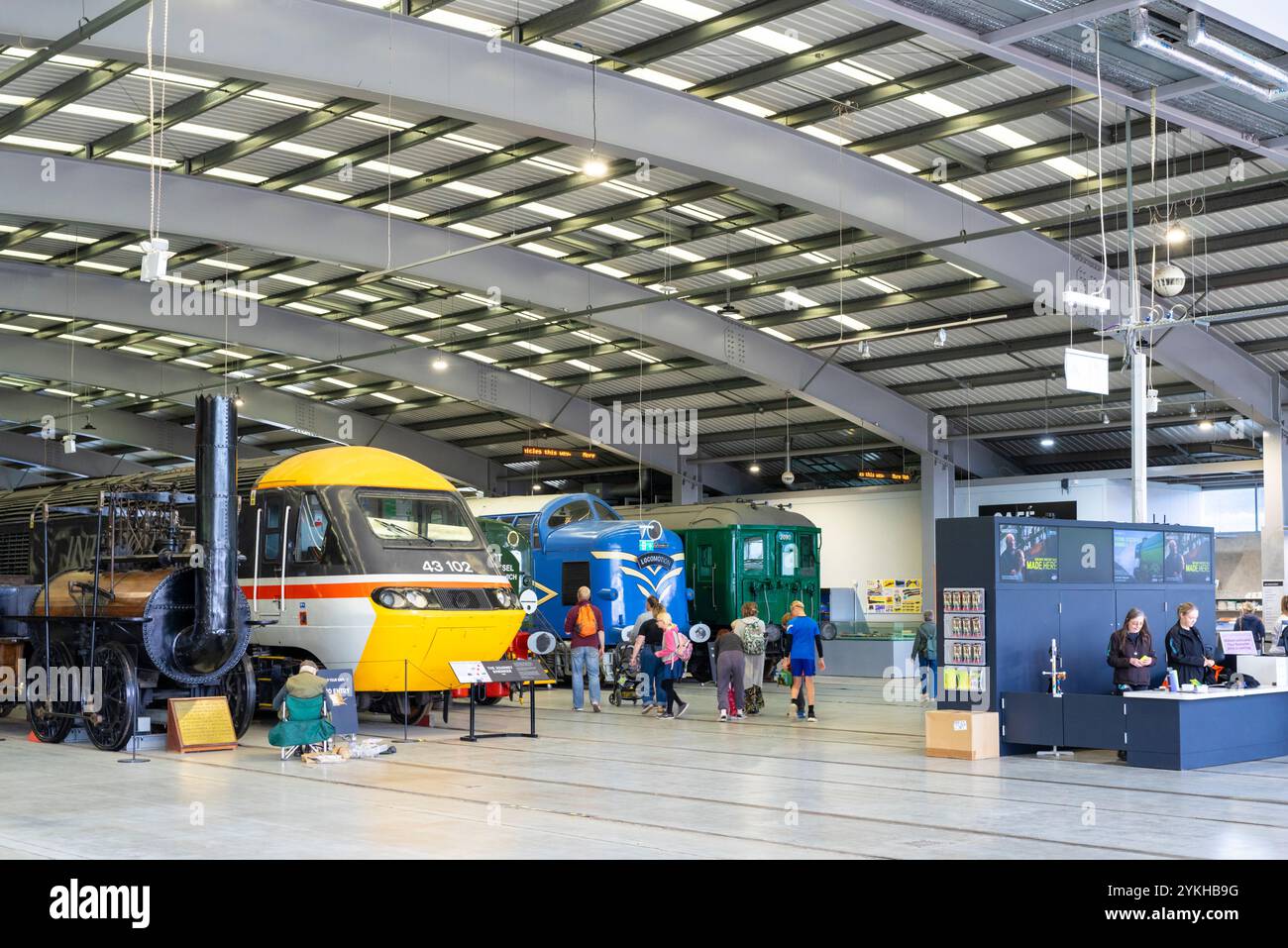Locomotion Darlington - Artist painting the trains at the Locomotion ...