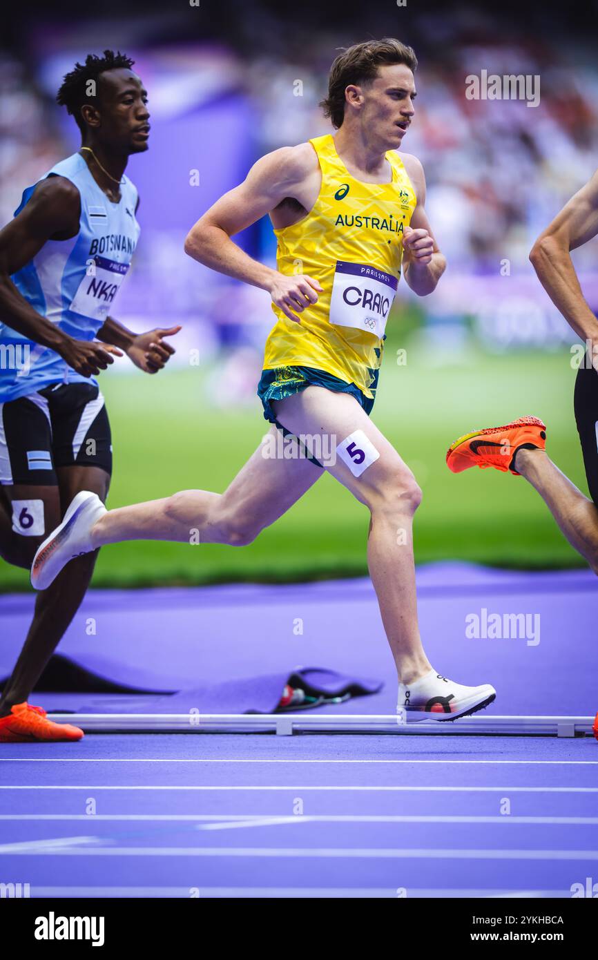 Peyton Craig participating in the 800 meters at the Paris 2024 Olympic ...