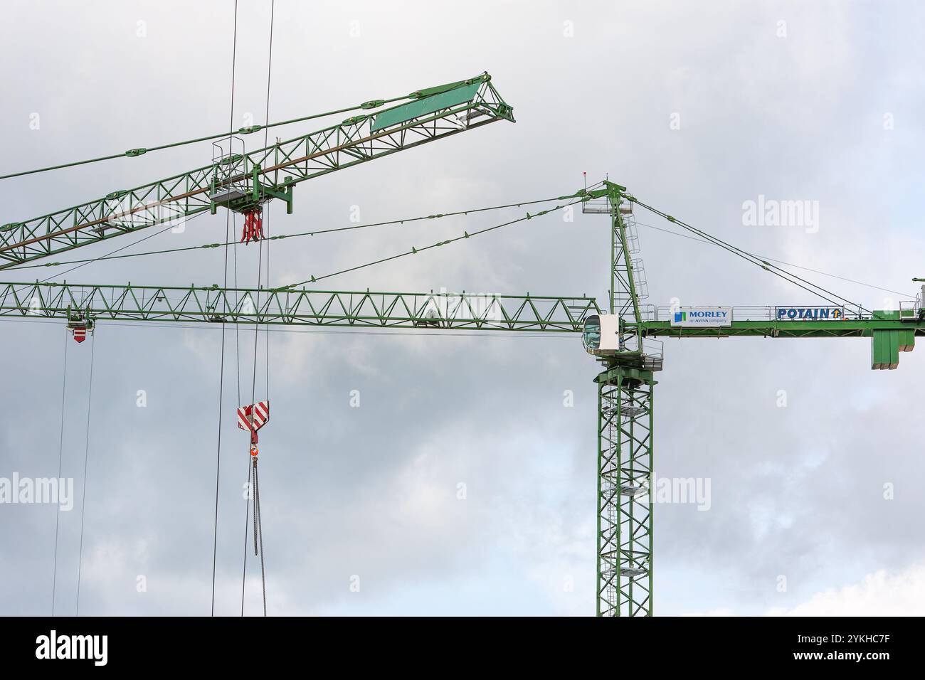 Potain tower crane hi-res stock photography and images - Alamy