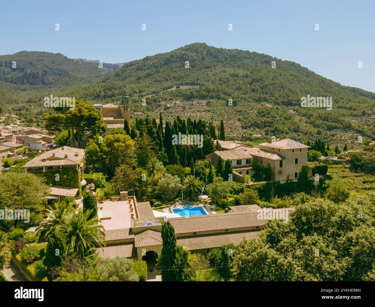 Aerial view of luxury beach in Mallorca Stock Photo - Alamy