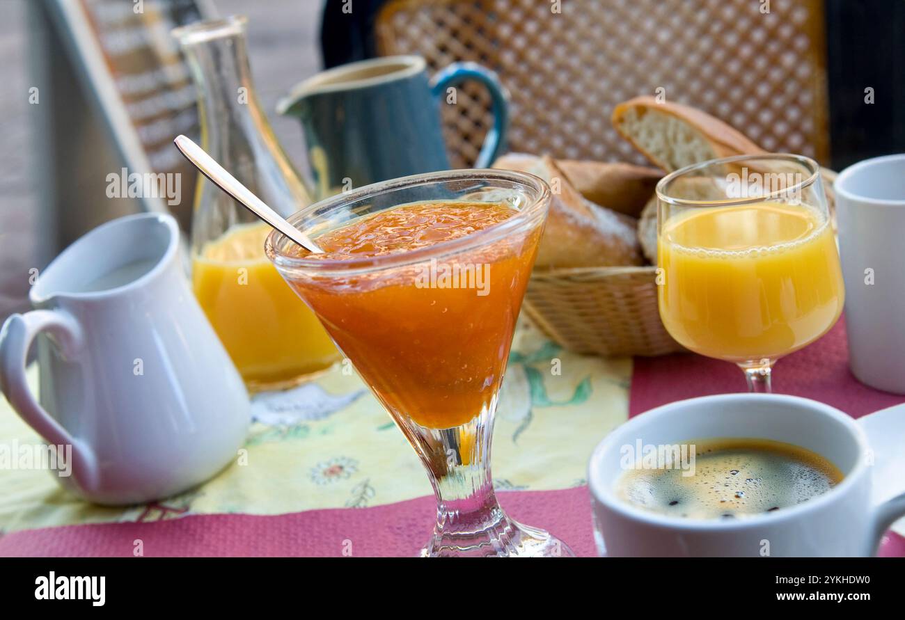 FRENCH BREAKFAST ALFRESCO Typical traditional french 'petit dejeuner ...