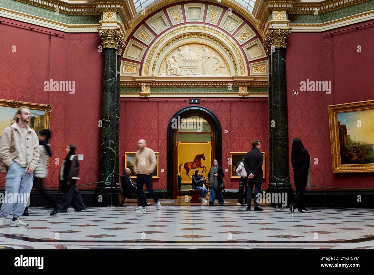 Art exhibition hall london hi-res stock photography and images - Alamy