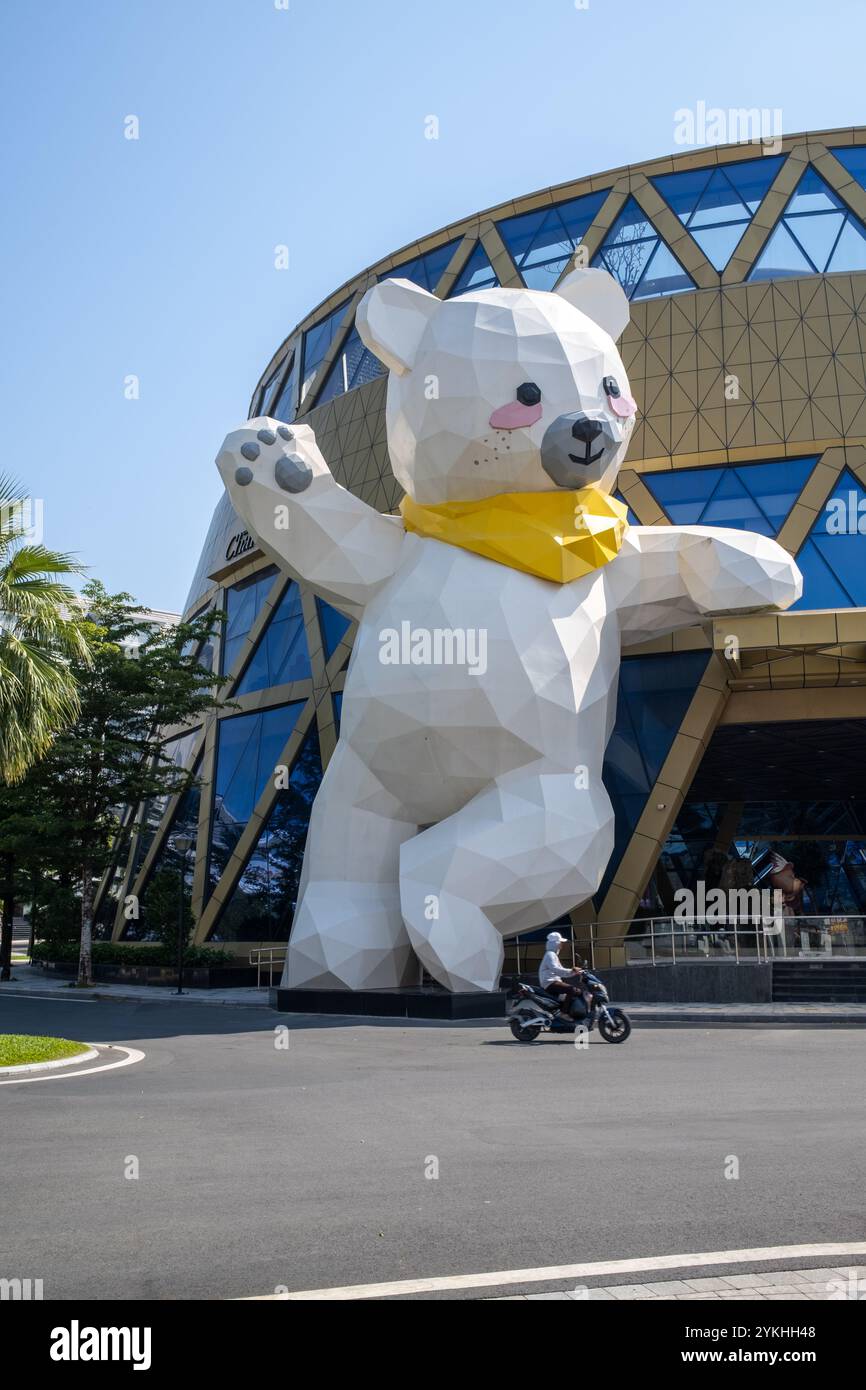 Giant Bear outside The Teddy Bear Museum at VinPearl Grand World Phu ...