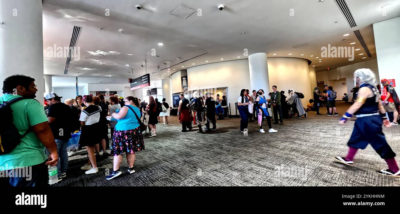 Dragoncon hi-res stock photography and images - Alamy