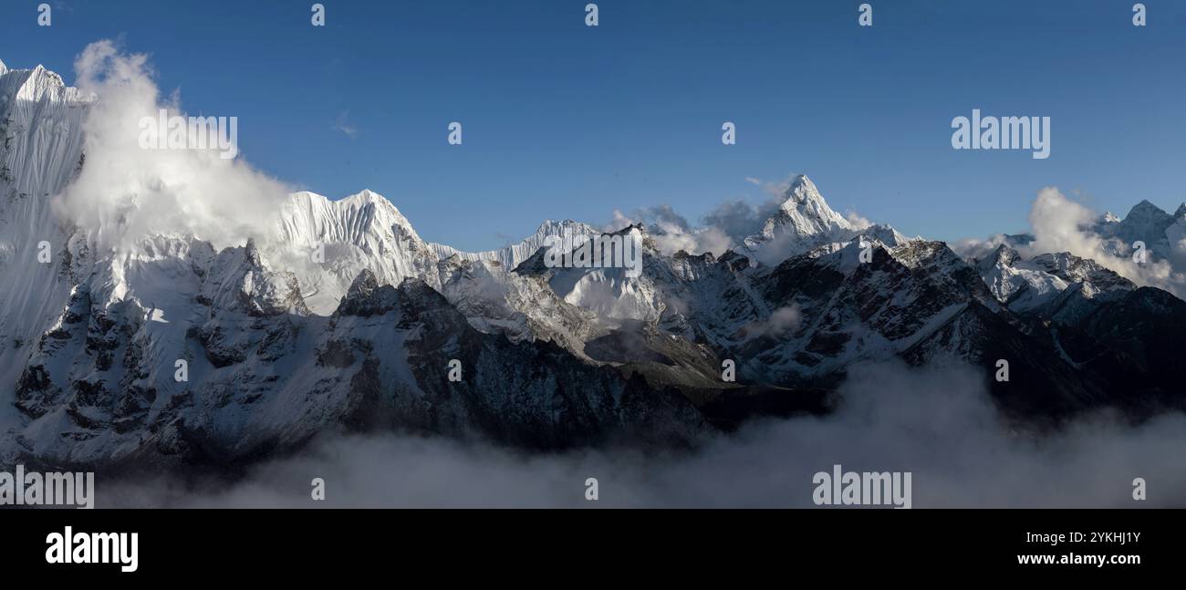 October 2009 Everest Commission WWF - View of Himalayan Mountains from ...
