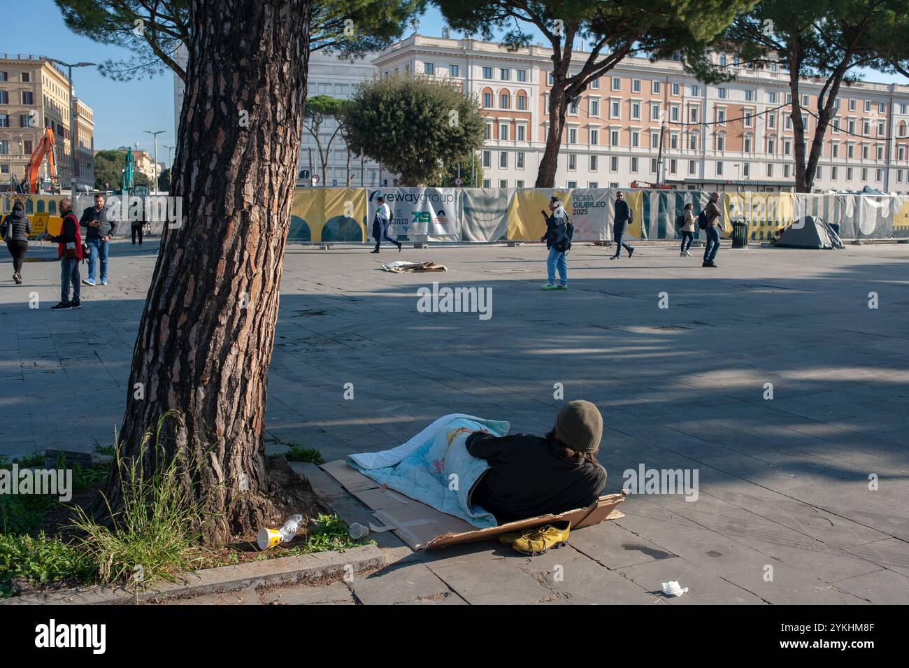 November 07, 2024 - Rome, Italy: Building site under construction for ...