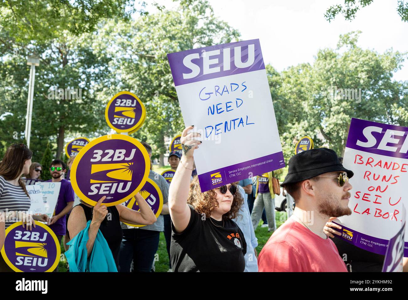 Untenured faculty hi-res stock photography and images - Alamy
