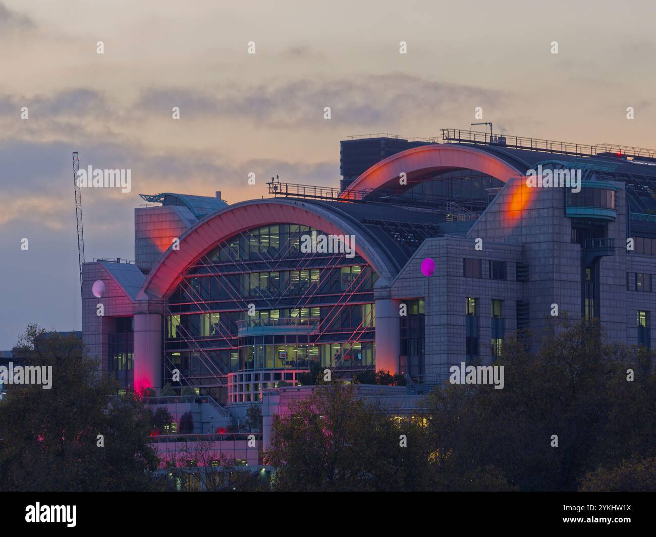 Charing Cross Railway Station, Railway Station, PricewaterhouseCoopers ...