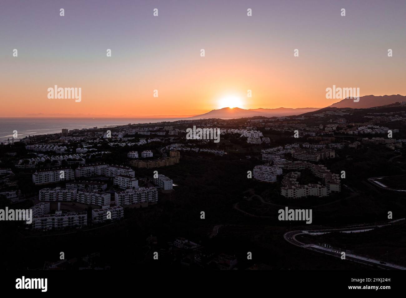 Ocean meets mountains sunset hi-res stock photography and images - Alamy