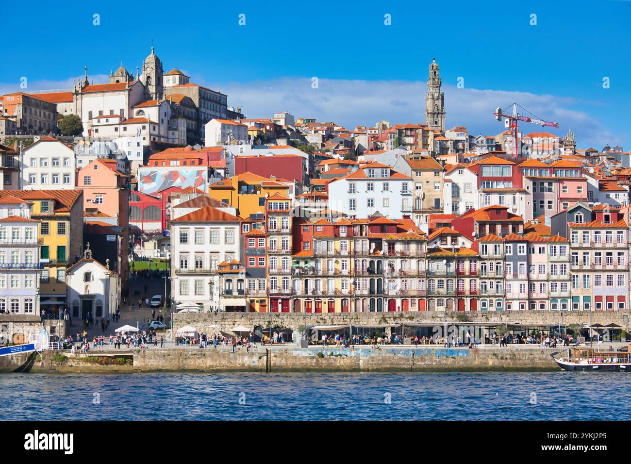 Riverside quay in porto hi-res stock photography and images - Alamy