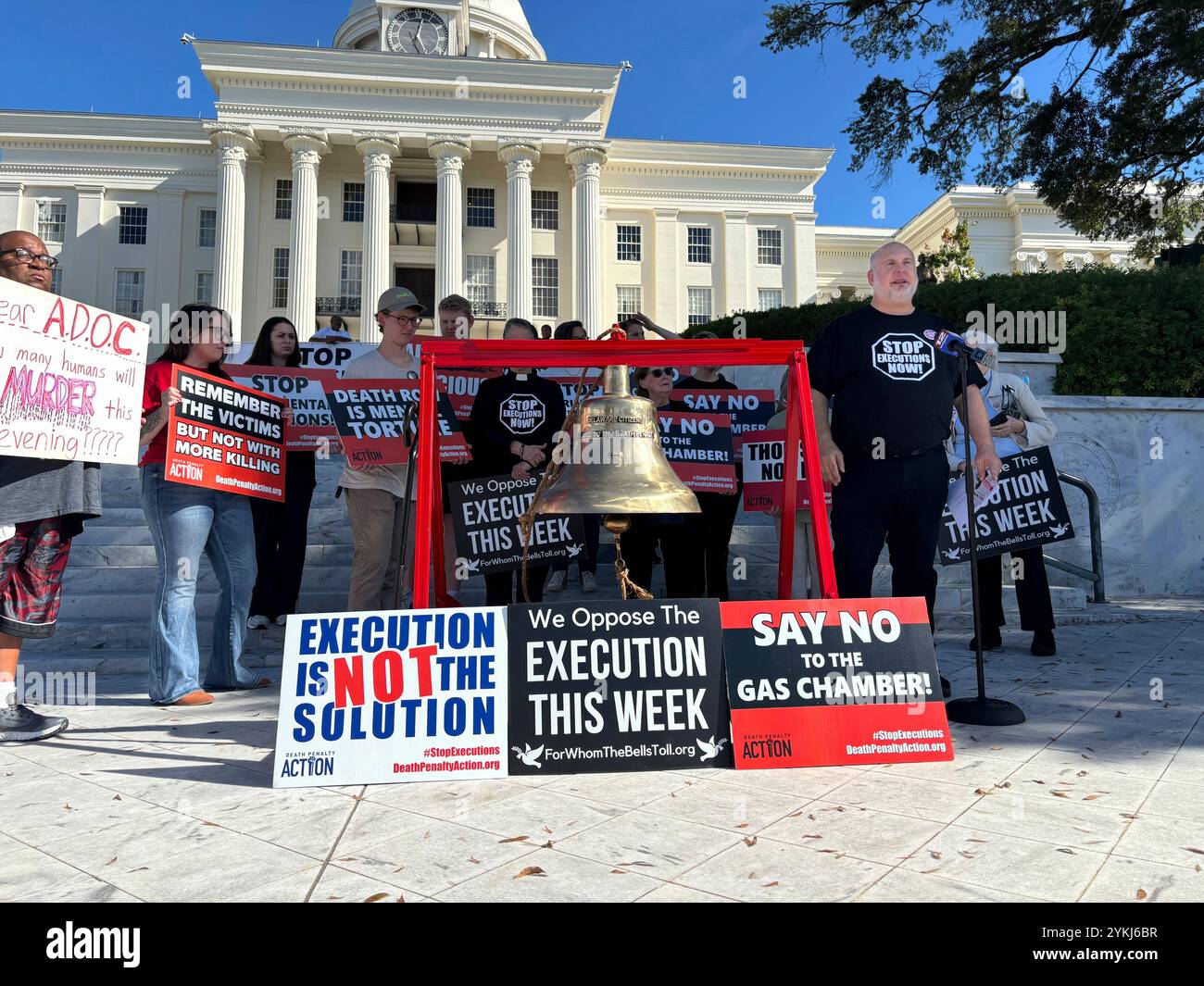 Abe Bonowitz of Death Penalty Action leads a outside the Capitol in ...