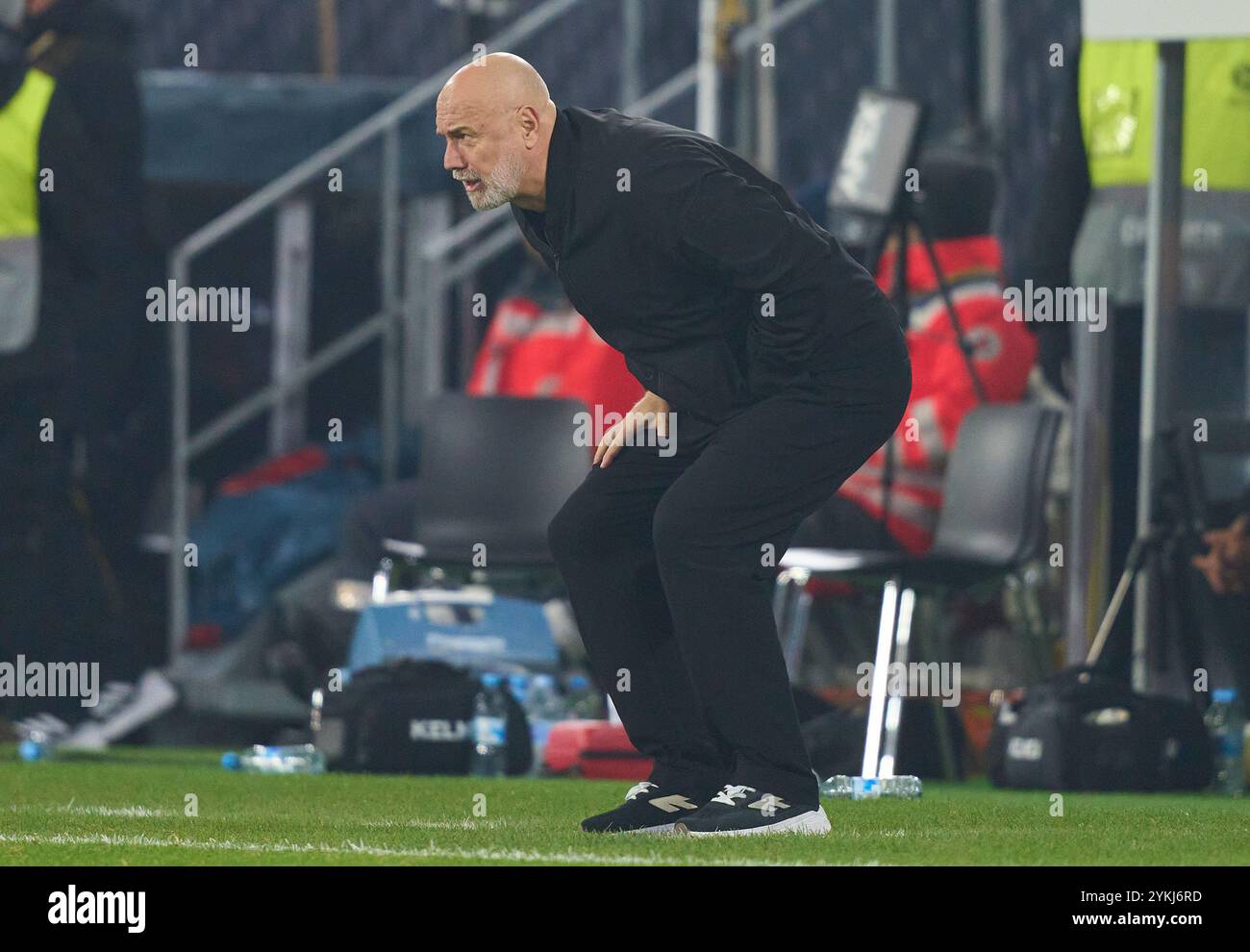 Sergej Barbarez, head coach Bosnien-Herzegowina in the UEFA Nations ...