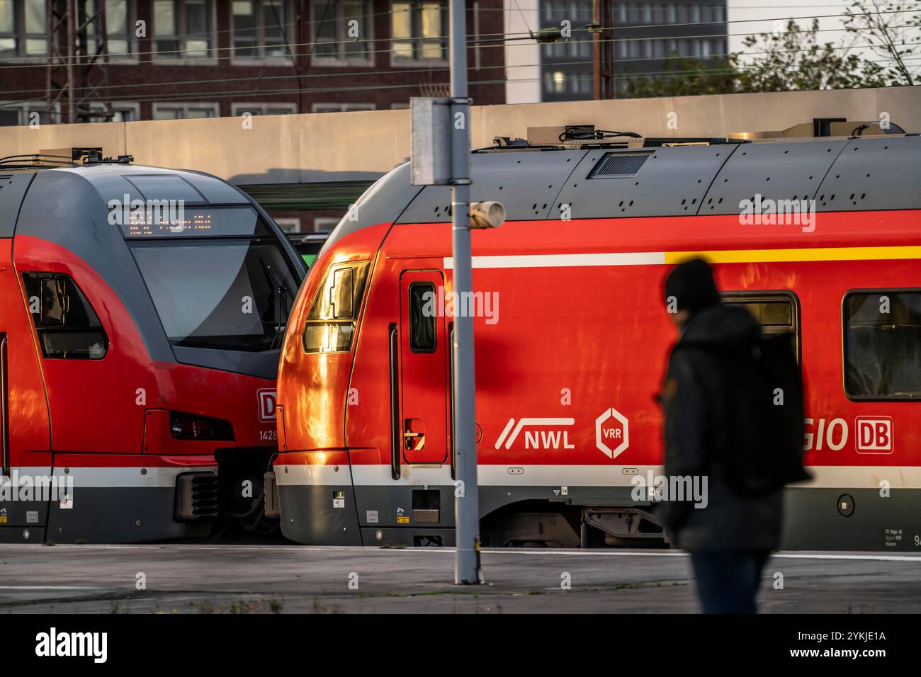 Regional train, Regioexpress, arrives at Essen Central Station, NRW ...