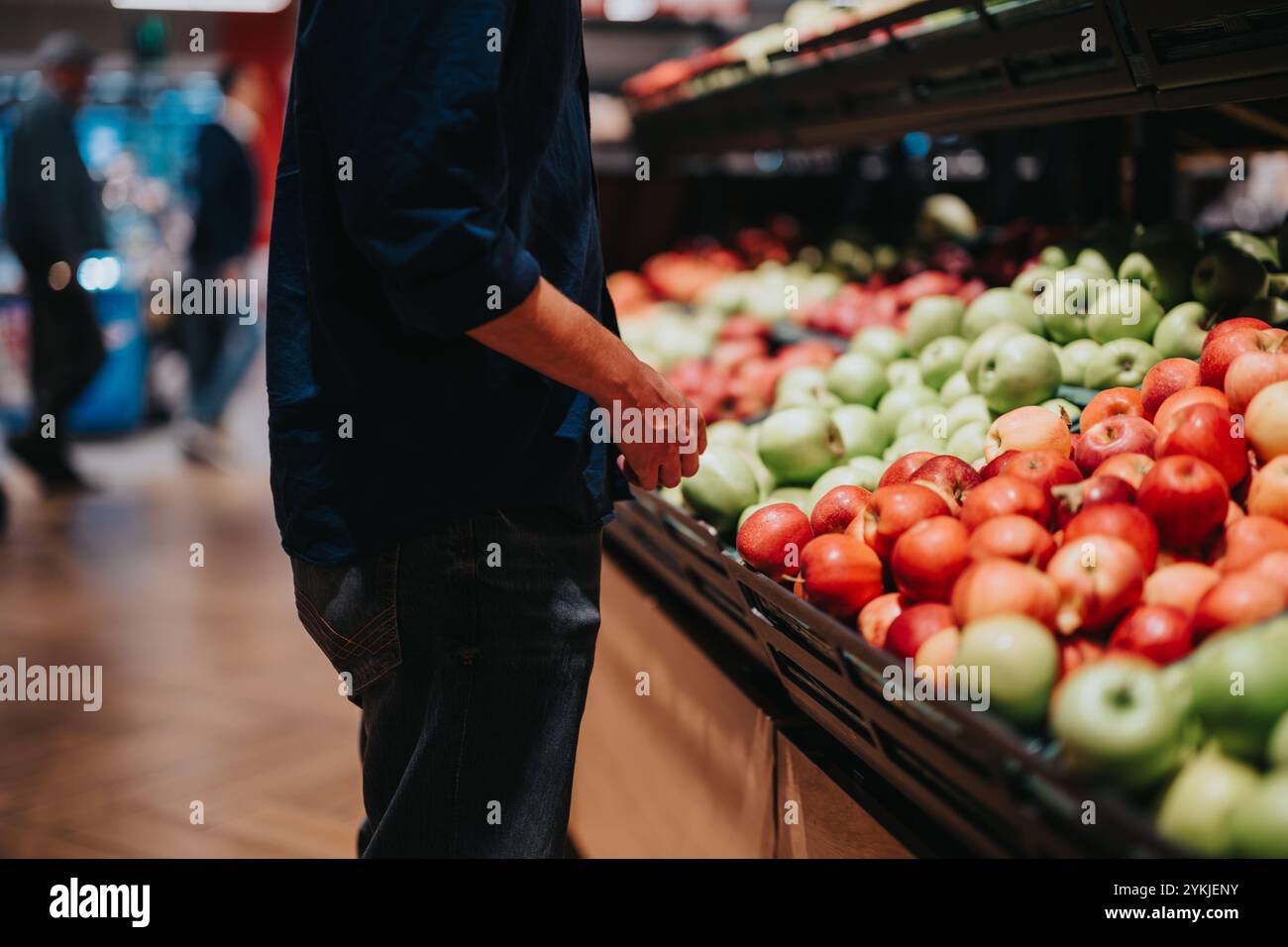 Grocery store produce section red hi-res stock photography and images ...