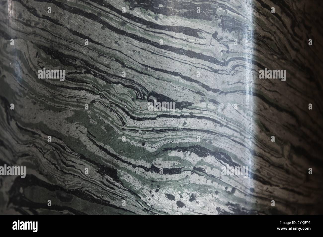 Pillar wall polished floor hi-res stock photography and images - Alamy