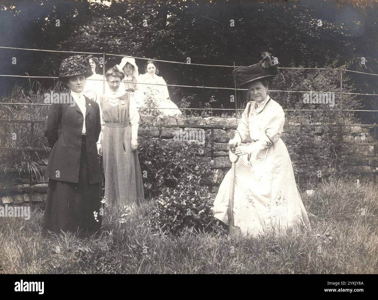 Blathwayt, Col Linley · Suffragettes Dr. Mary Morris, Mary Blathwayt ...