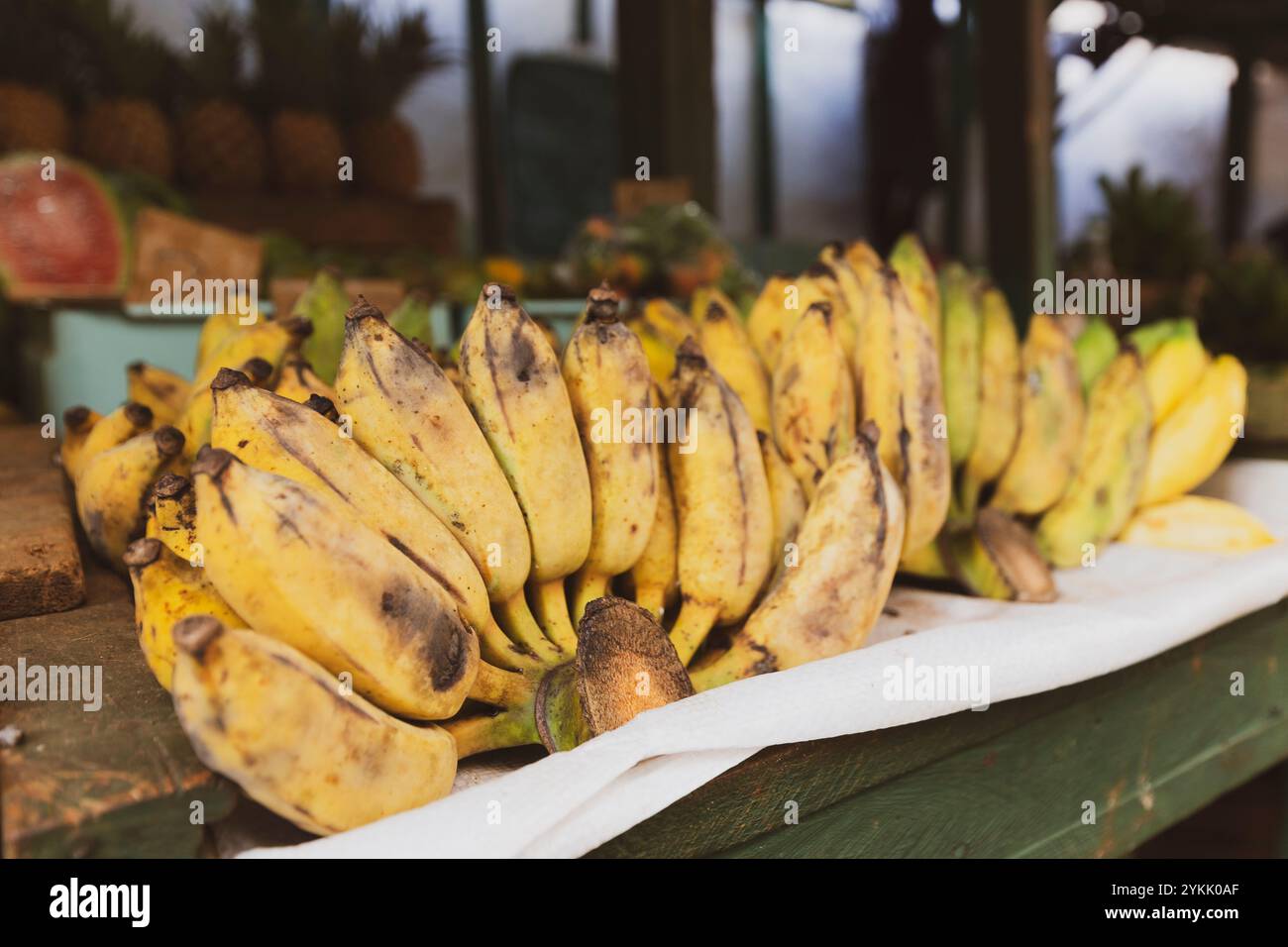 Cuban Farmers Market Ripe Bananas Plantains for Sale Stock Photo - Alamy