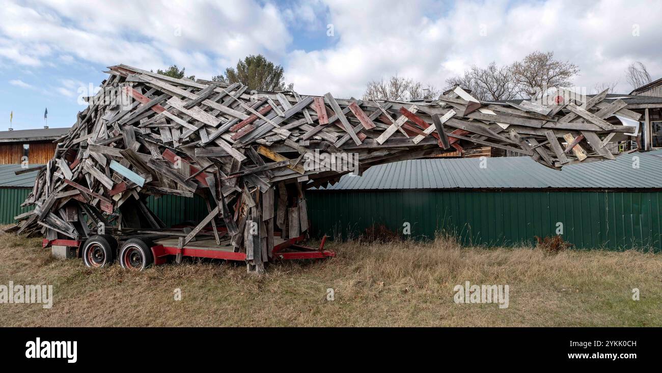 Thetford, Vermont, U.S.A. 18th Nov, 2024. Built of scrap wood by the ...