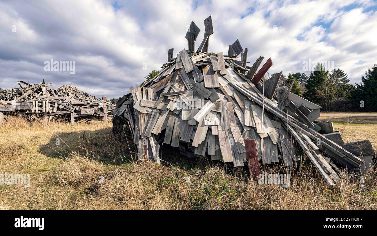 Thetford, Vermont, U.S.A. 18th Nov, 2024. Built of scrap wood by the ...