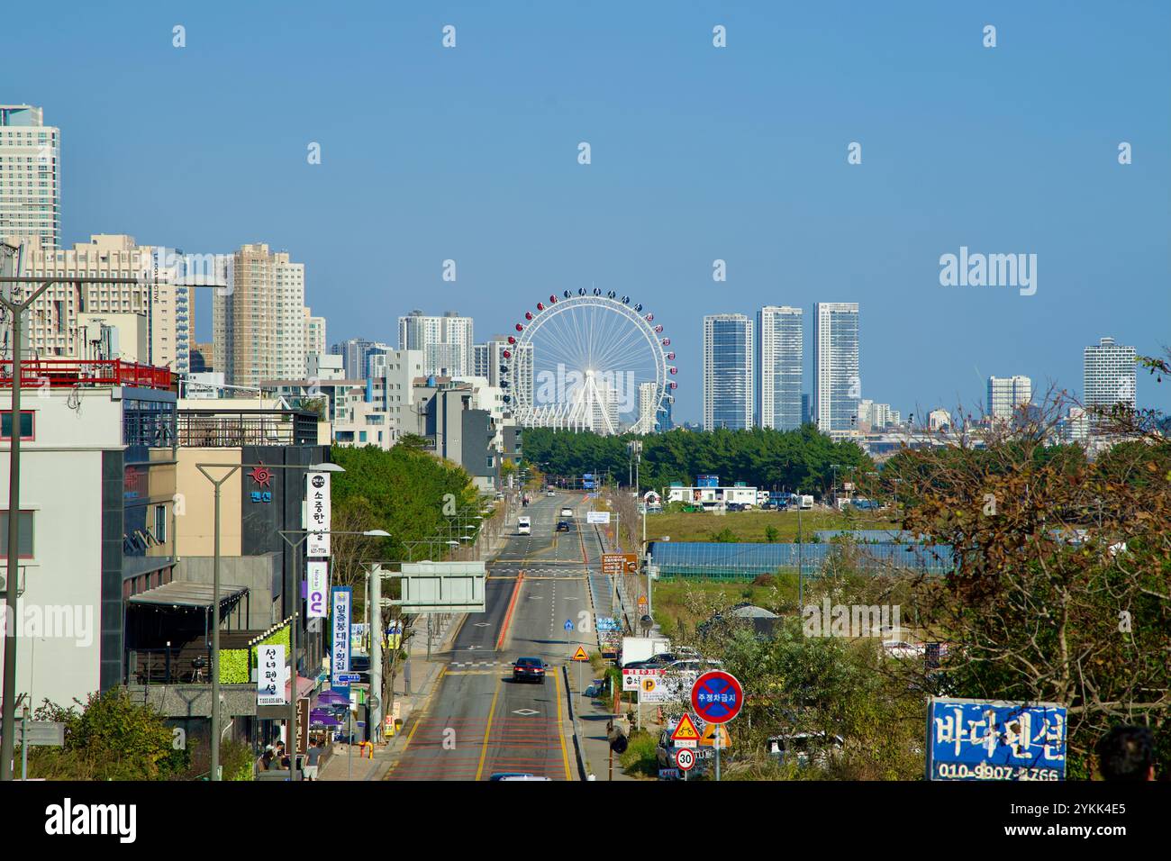 Sokcho, South Korea - November 3rd, 2024: A vibrant view down Haeoreum ...