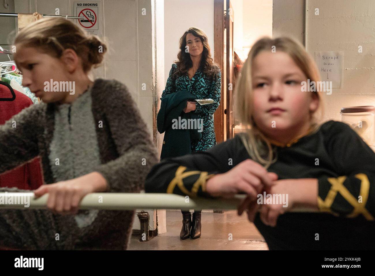 NUTCRACKERS, from left: Ulysses Janson, Linda Cardellini, Atlas Janson ...