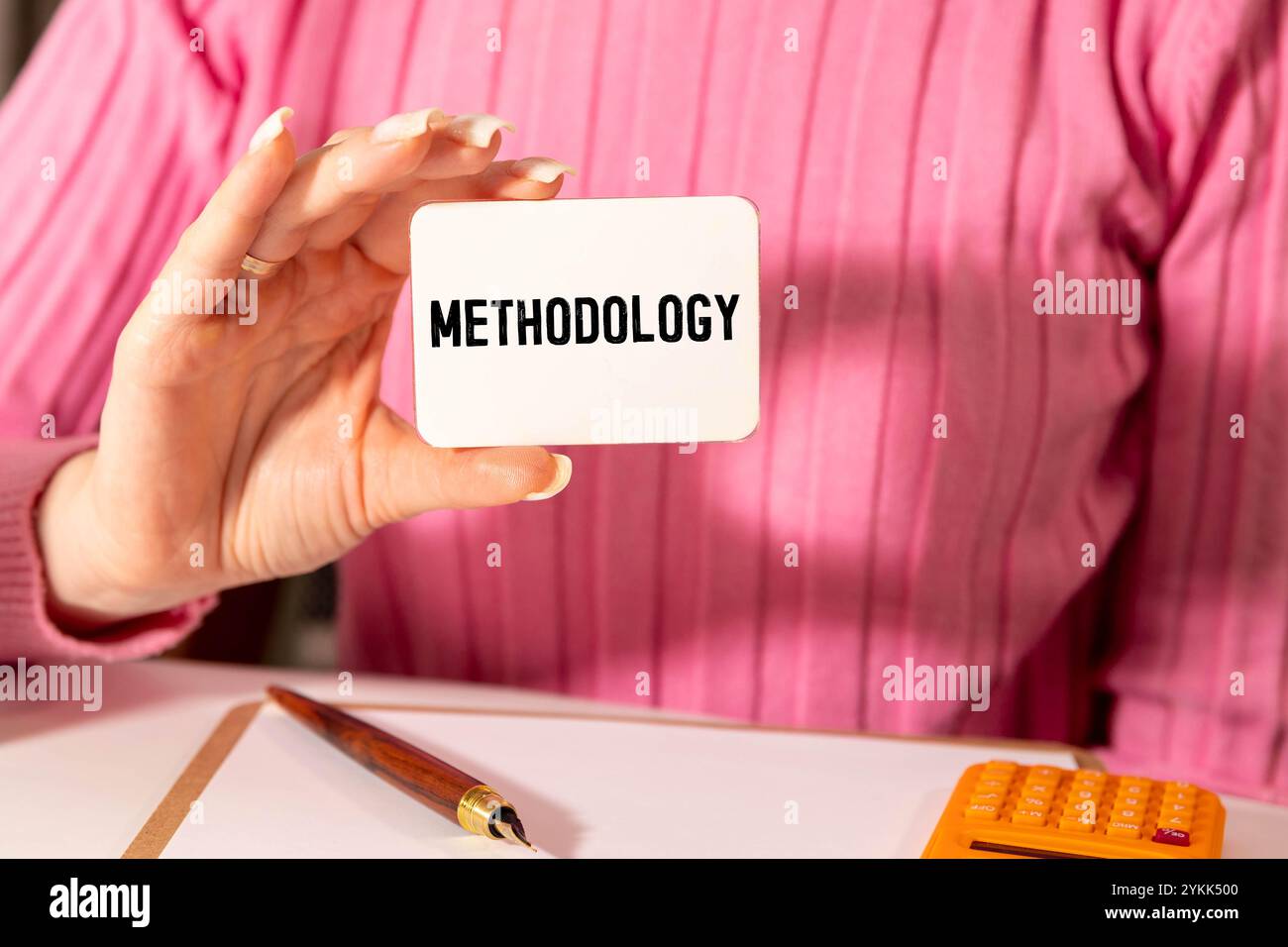 Research methodology hi-res stock photography and images - Alamy