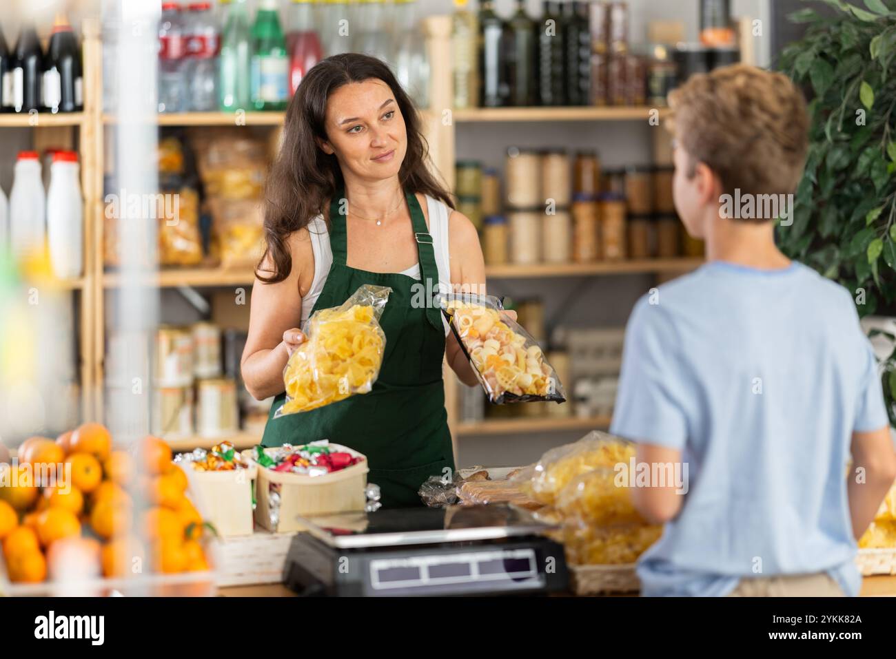 Purchasing chips hi-res stock photography and images - Alamy
