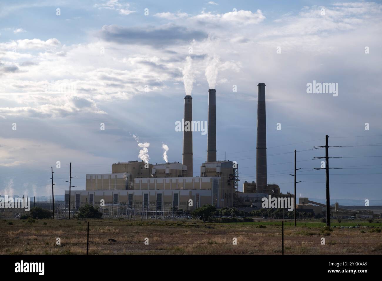 View of the coal-fired Hunter electric power generation plant near ...