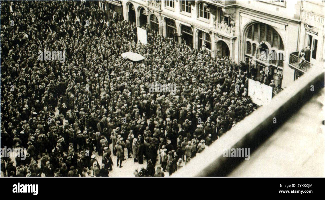 Kapp putsch hi-res stock photography and images - Alamy