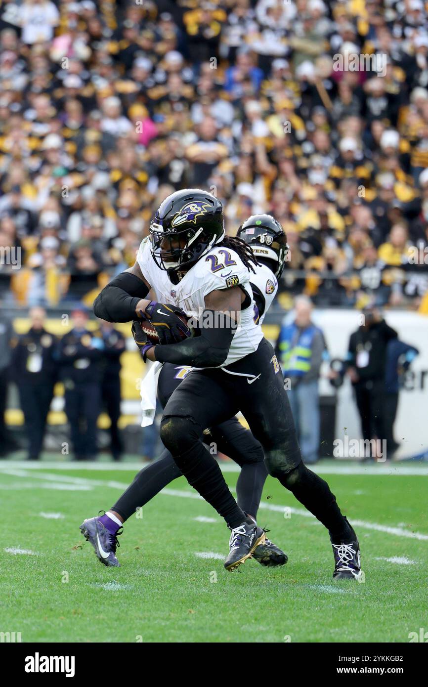 Baltimore Ravens Derrick Henry (22) in action during an NFL football ...