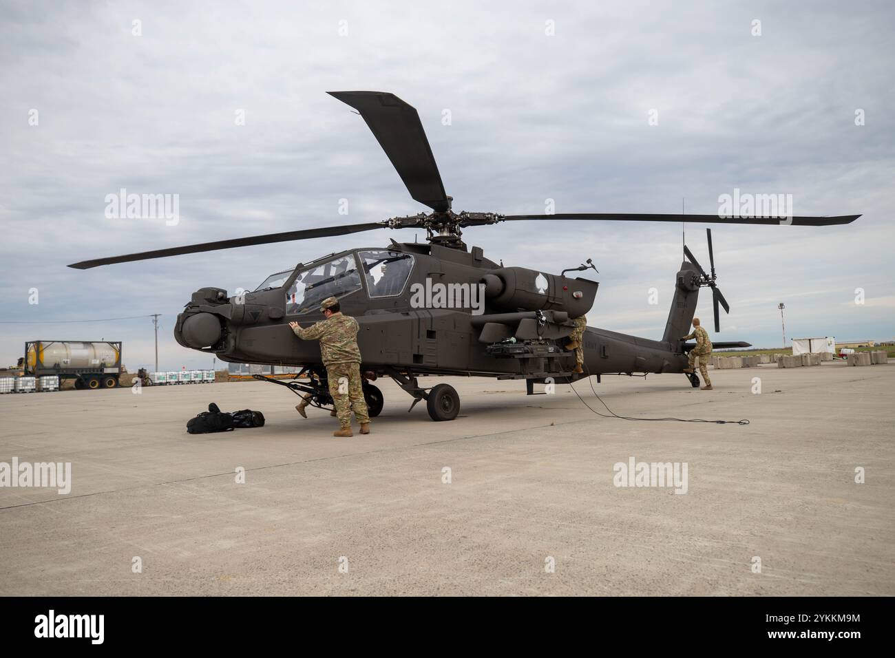 Soldiers assigned to the 3rd General Support Aviation Battalion, 10th ...