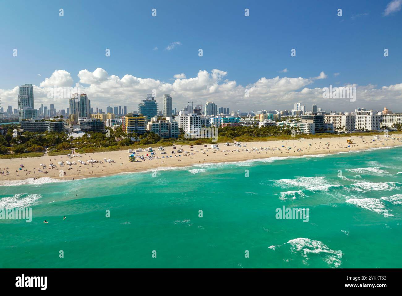 Sunbathing on miami south beach hi-res stock photography and images - Alamy