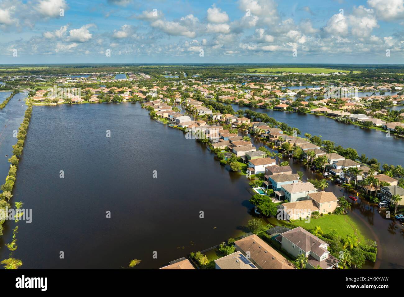 Hurricane Debby flooded homes in Laurel Meadows community in Sarasota ...