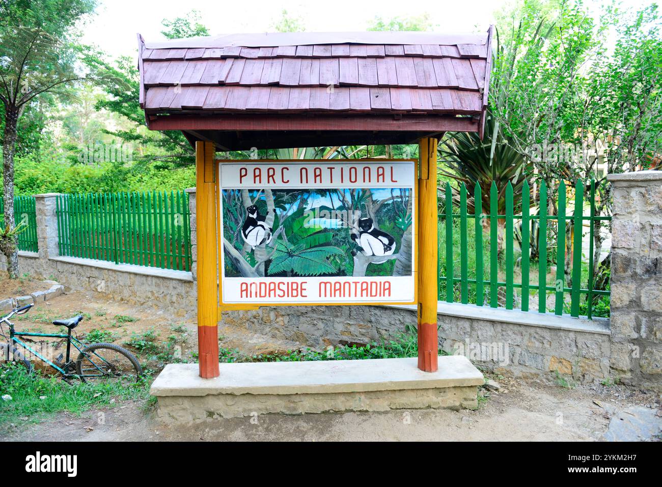 Welcome sign for Anddasibe National Park in Madagascar Stock Photo - Alamy