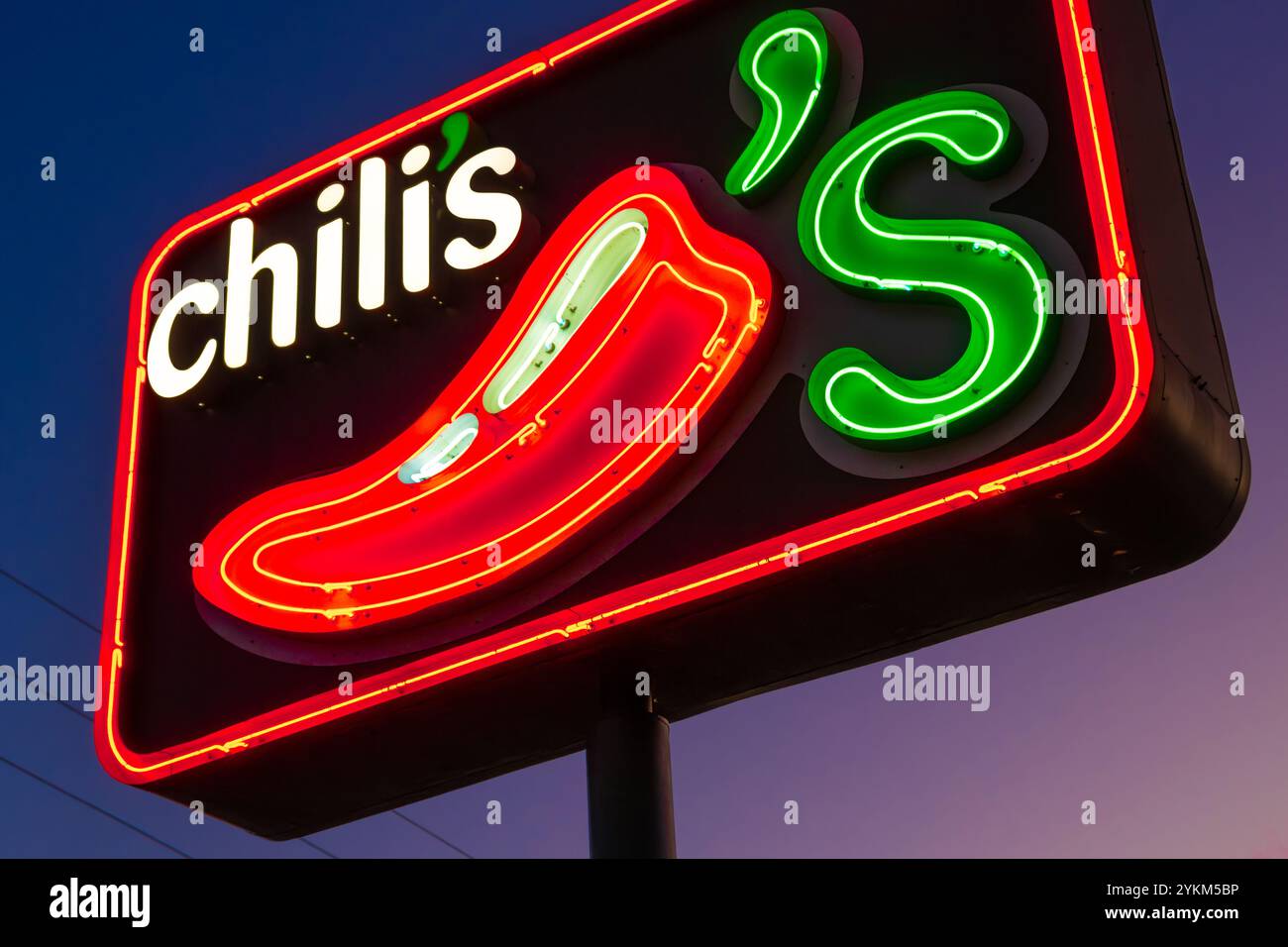 Illuminated signage for Chili's restaurant at dusk in Metro Atlanta ...