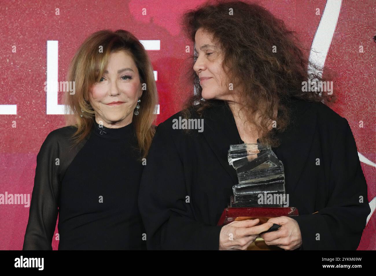 Toronto, Can. 18th Nov, 2024. Anne Michaels (right) stands with Elana ...