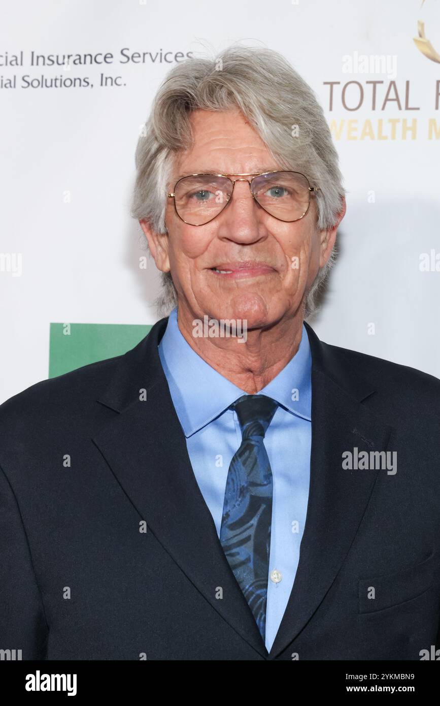 Toluca Lake, California, USA. 17th November, 2024. Actor Eric Roberts ...