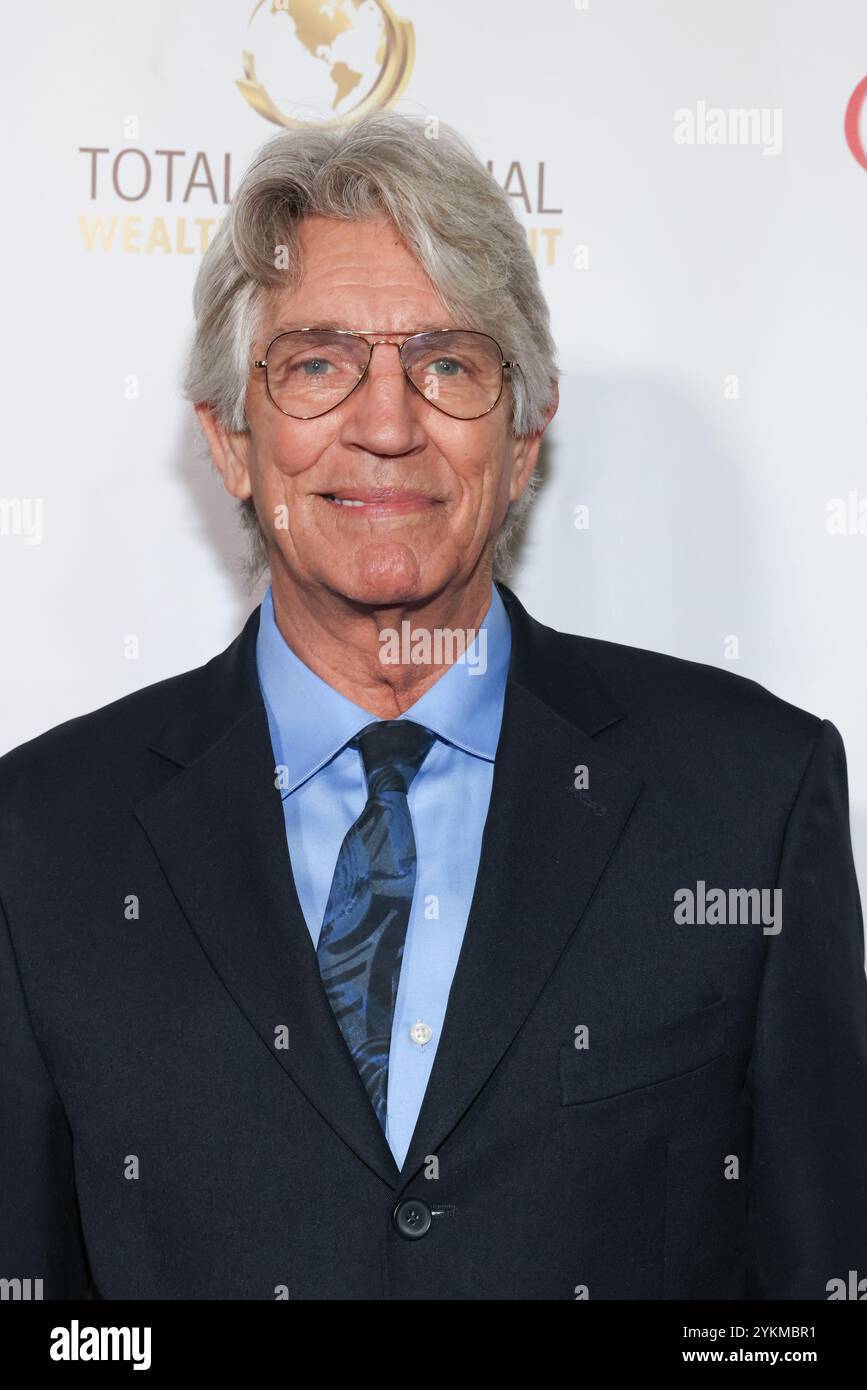 Toluca Lake, California, USA. 17th November, 2024. Actor Eric Roberts ...