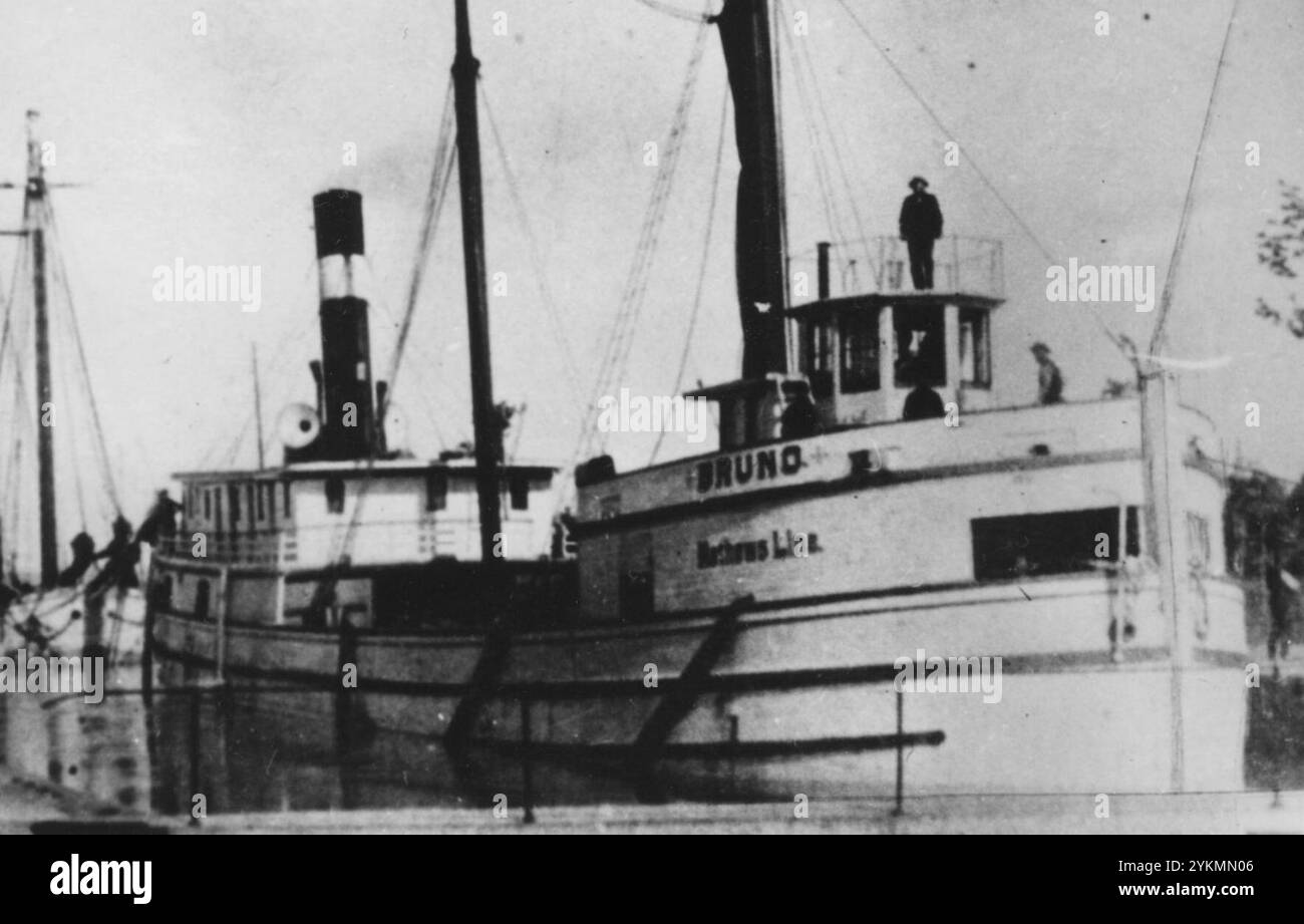 Bruno steam barge Stock Photo - Alamy