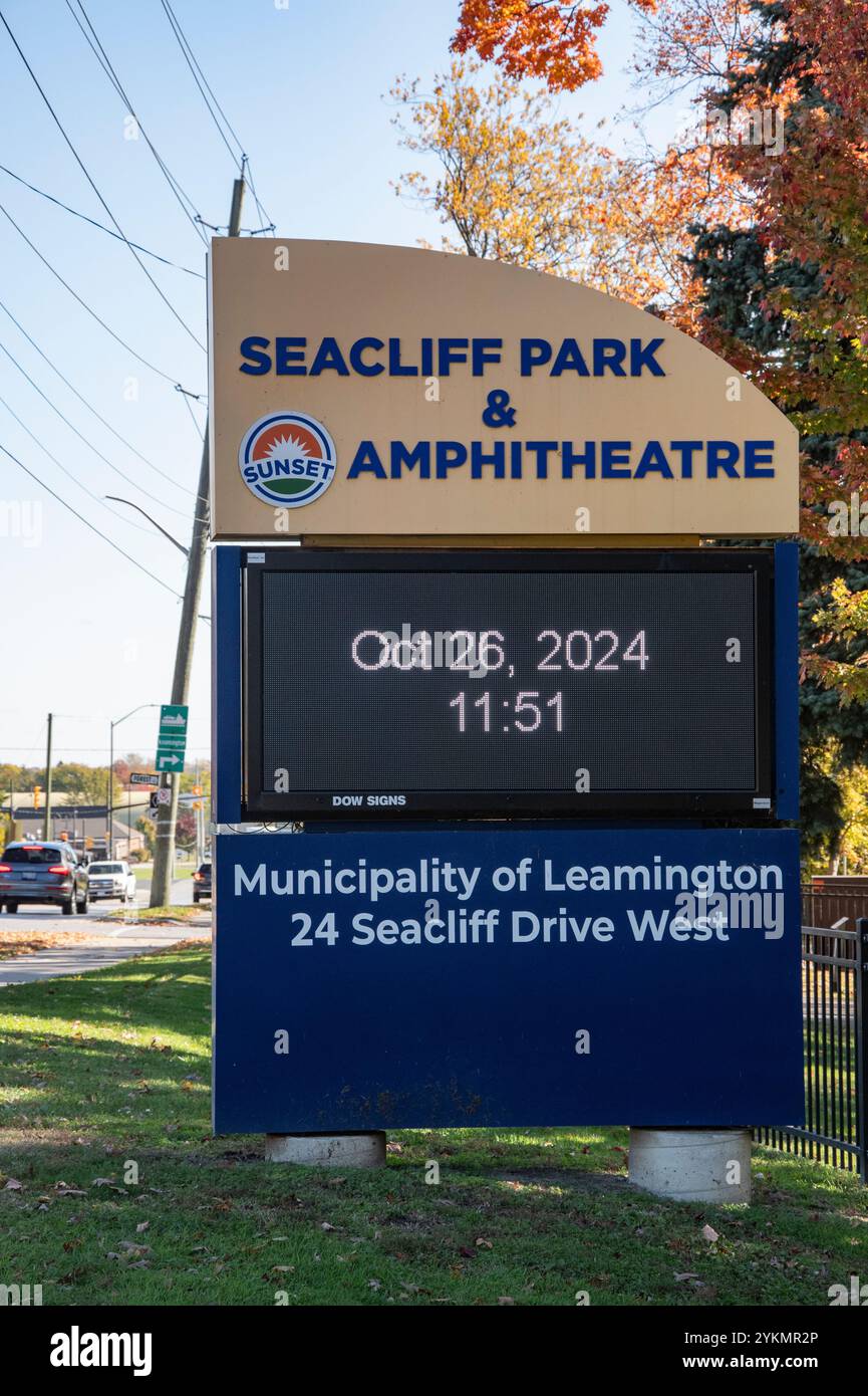 Seacliff Park & Amphitheatre sign on Seacliff Drive West in Leamington ...