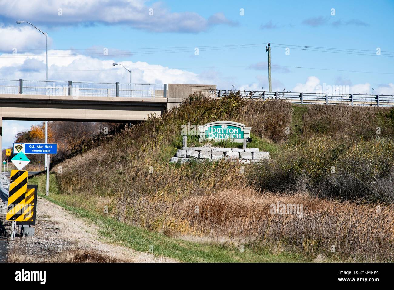Welcome to Dutton Dunwich sign on 401 in Ontario, Canada Stock Photo ...