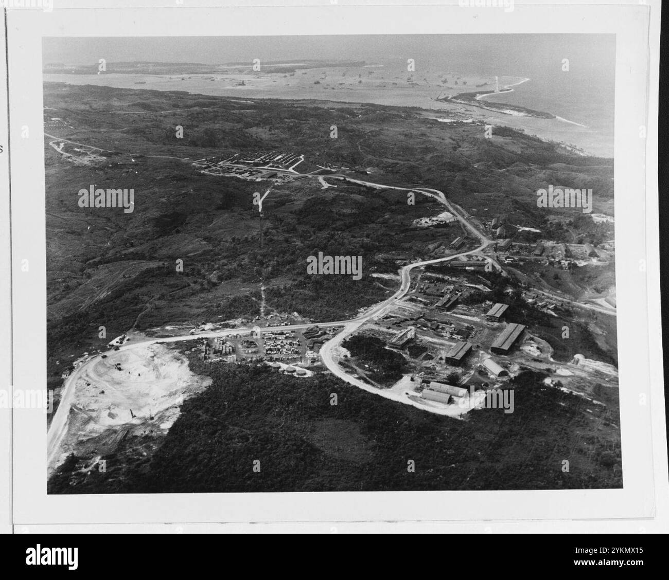 Build-up of Fleet Admiral Chester W. Nimitz's CinCPac-POA headquarters ...
