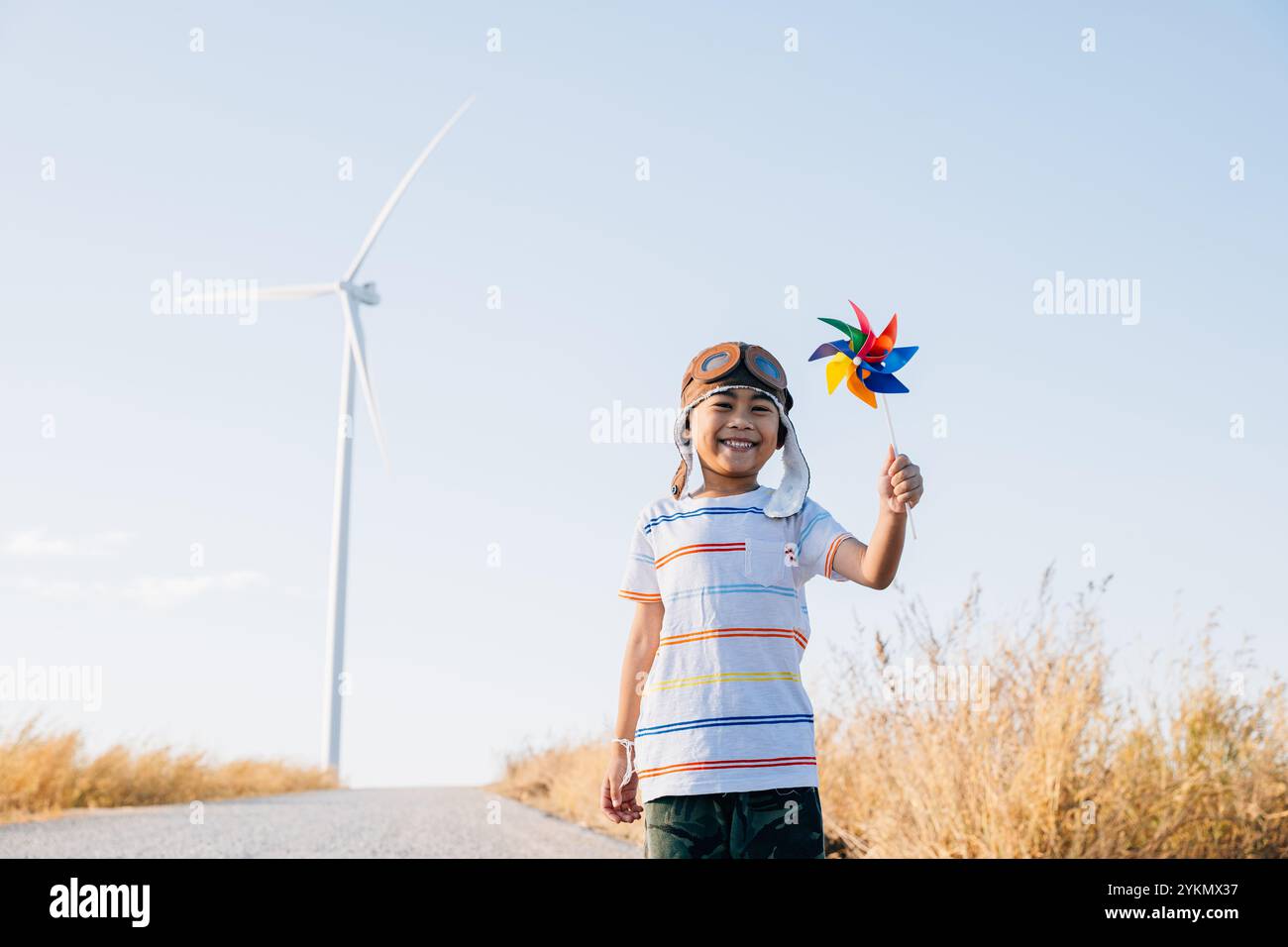 Child nature fascination plant hi-res stock photography and images - Alamy