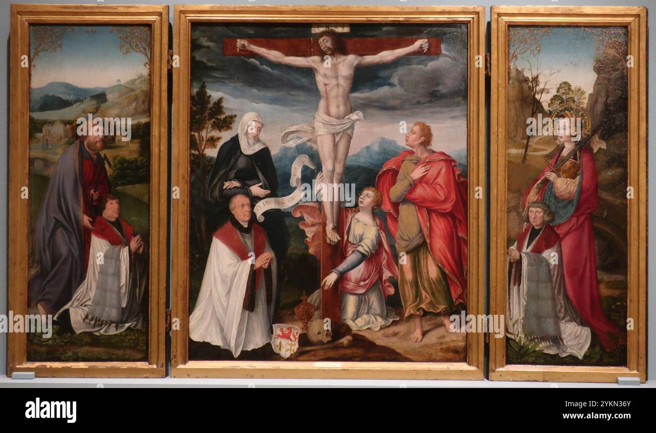 Triptych- Crucifixion with Saints and a Donor by Bartholomäus Bruyn the Elder Stock Photo - Alamy