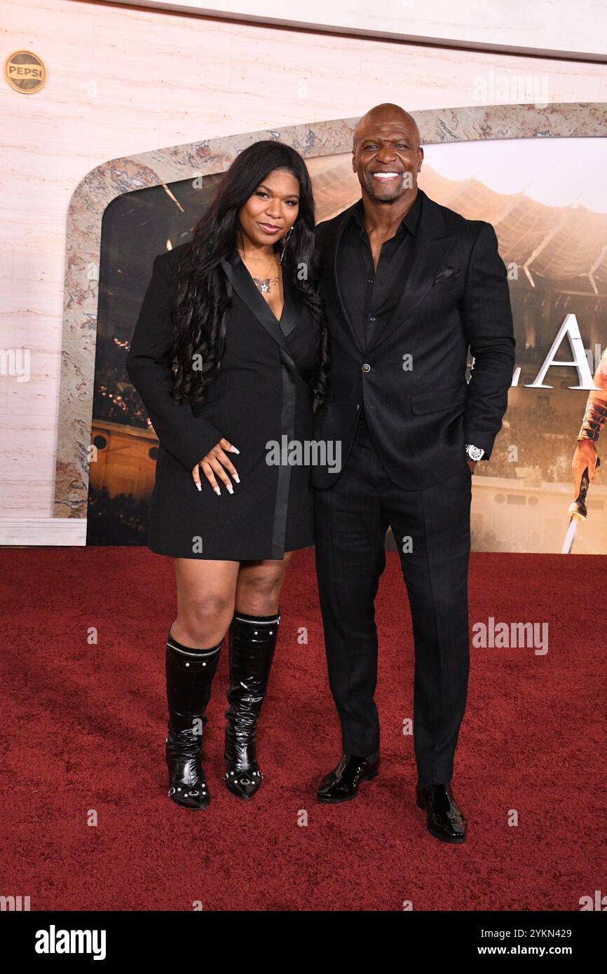Los Angeles, California, USA 18th November 2024 Tera Crews and father ...