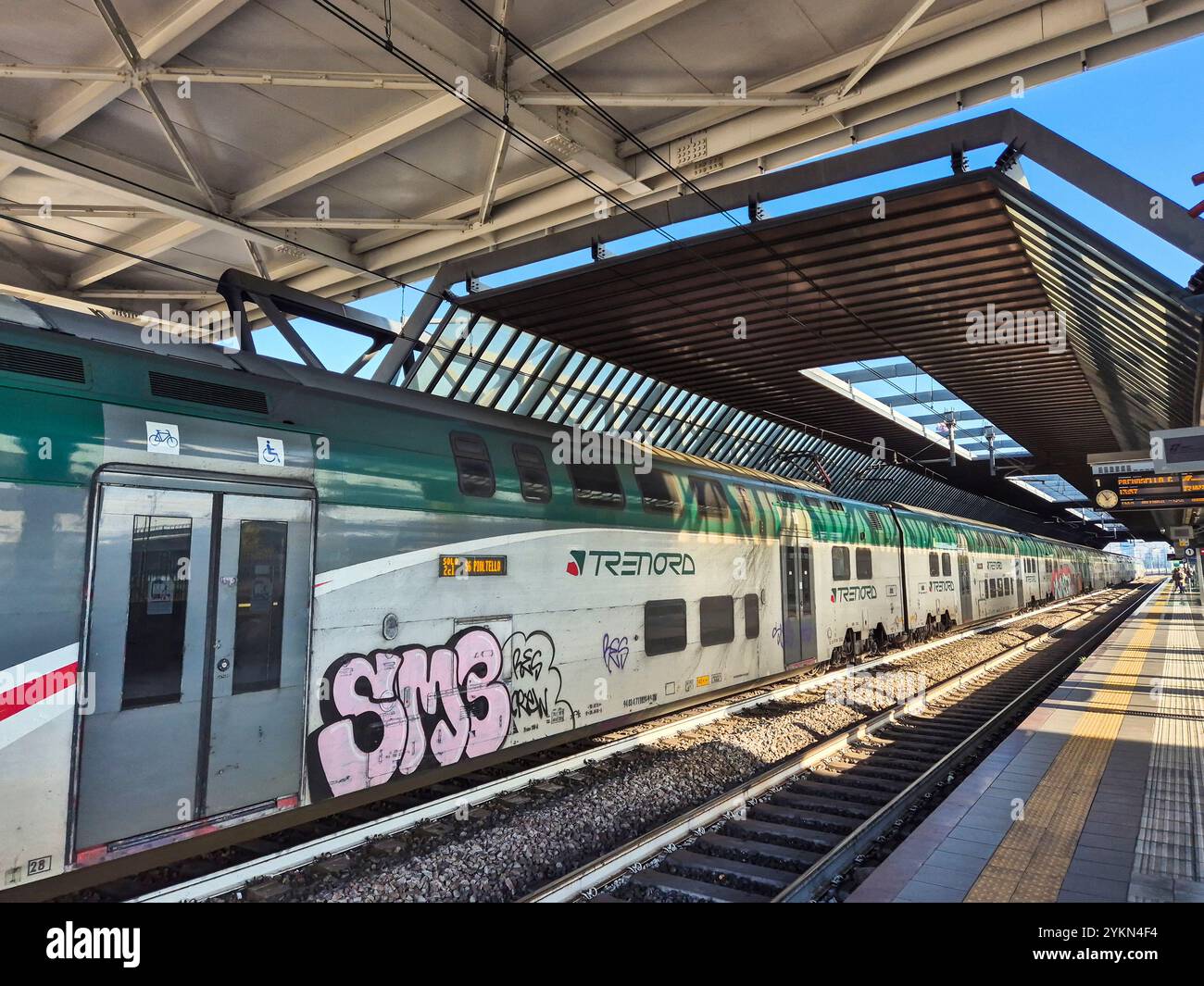 Italy, Parabiago-Rho Fiera railway line Stock Photo - Alamy